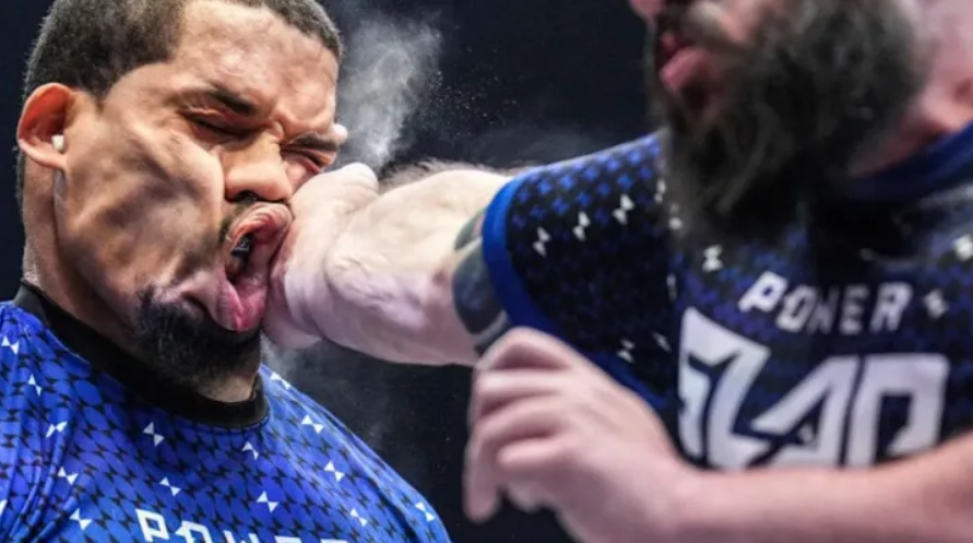 Поединок на турнире по пощечинам Power Slap 9 завершился брутальным ...