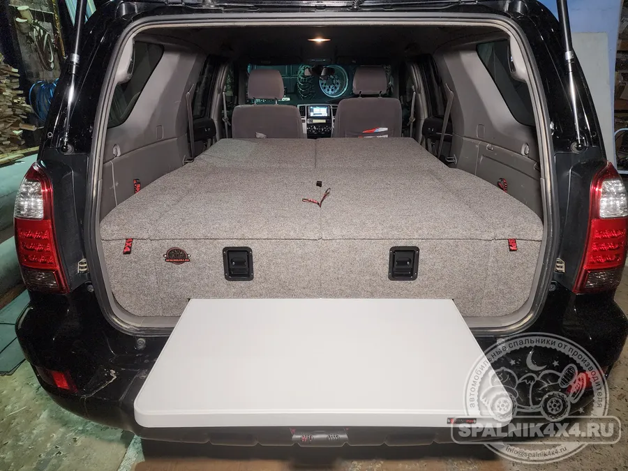 Toyota Surf 215 - Спальник со столом - Spalnik4x4.ru